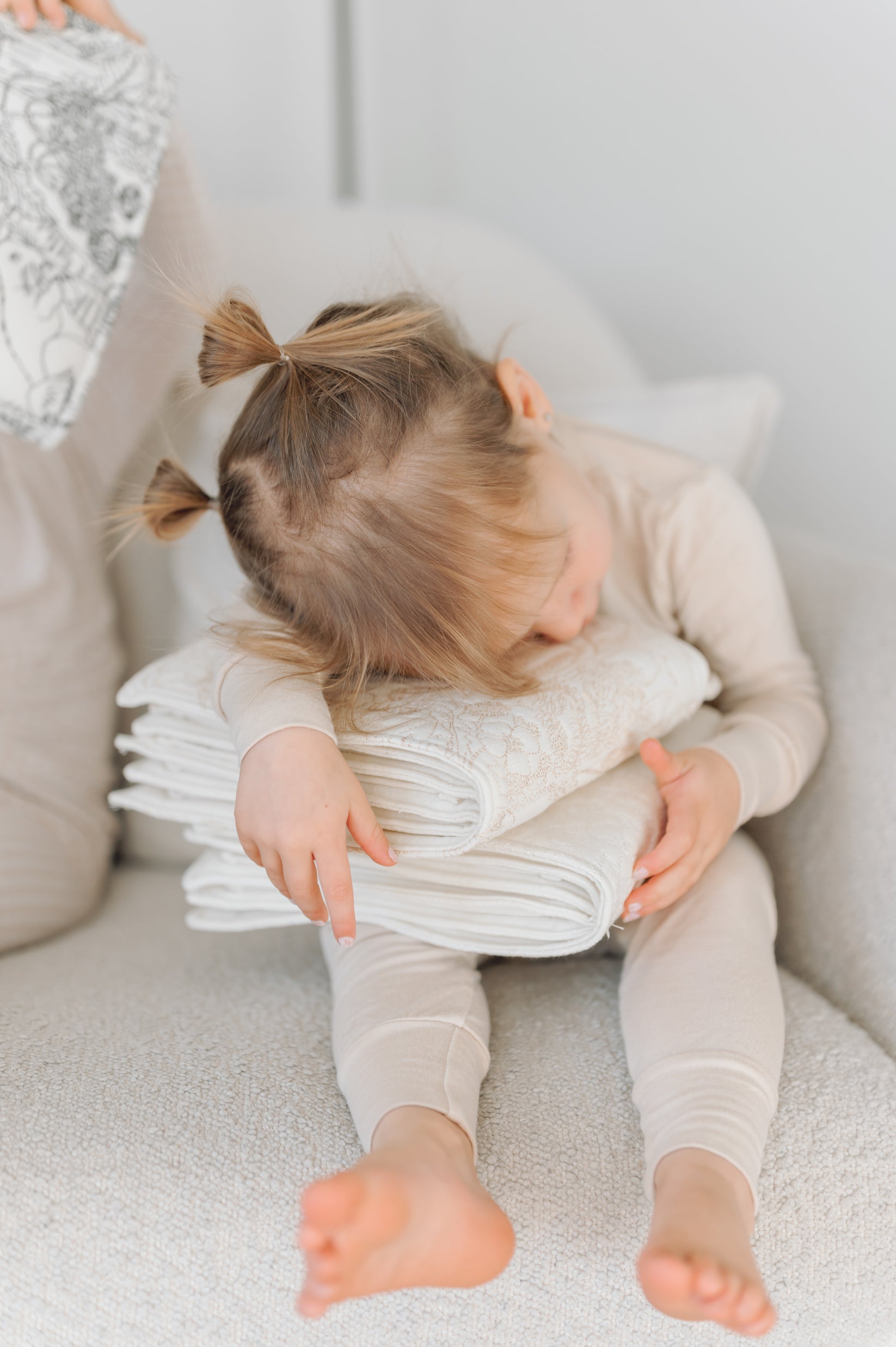 The Cuddle Book – The Cotton Lane