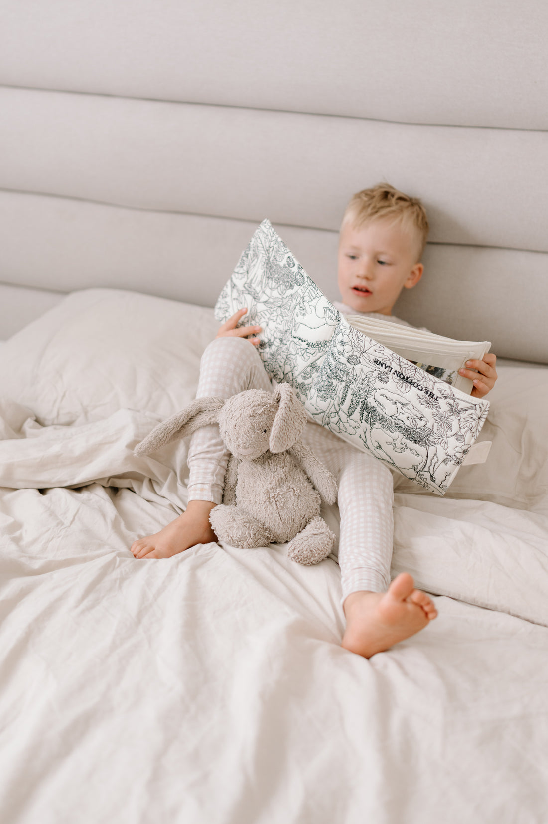 The Cuddle Book – The Cotton Lane